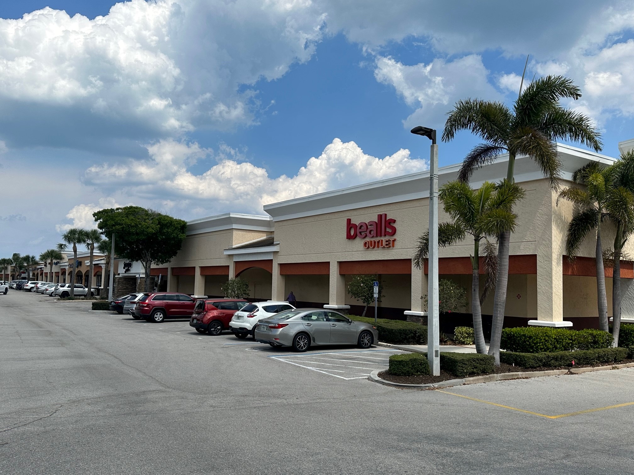 Tequesta Shoppes | Retail for lease in Tequesta, Florida - SRS